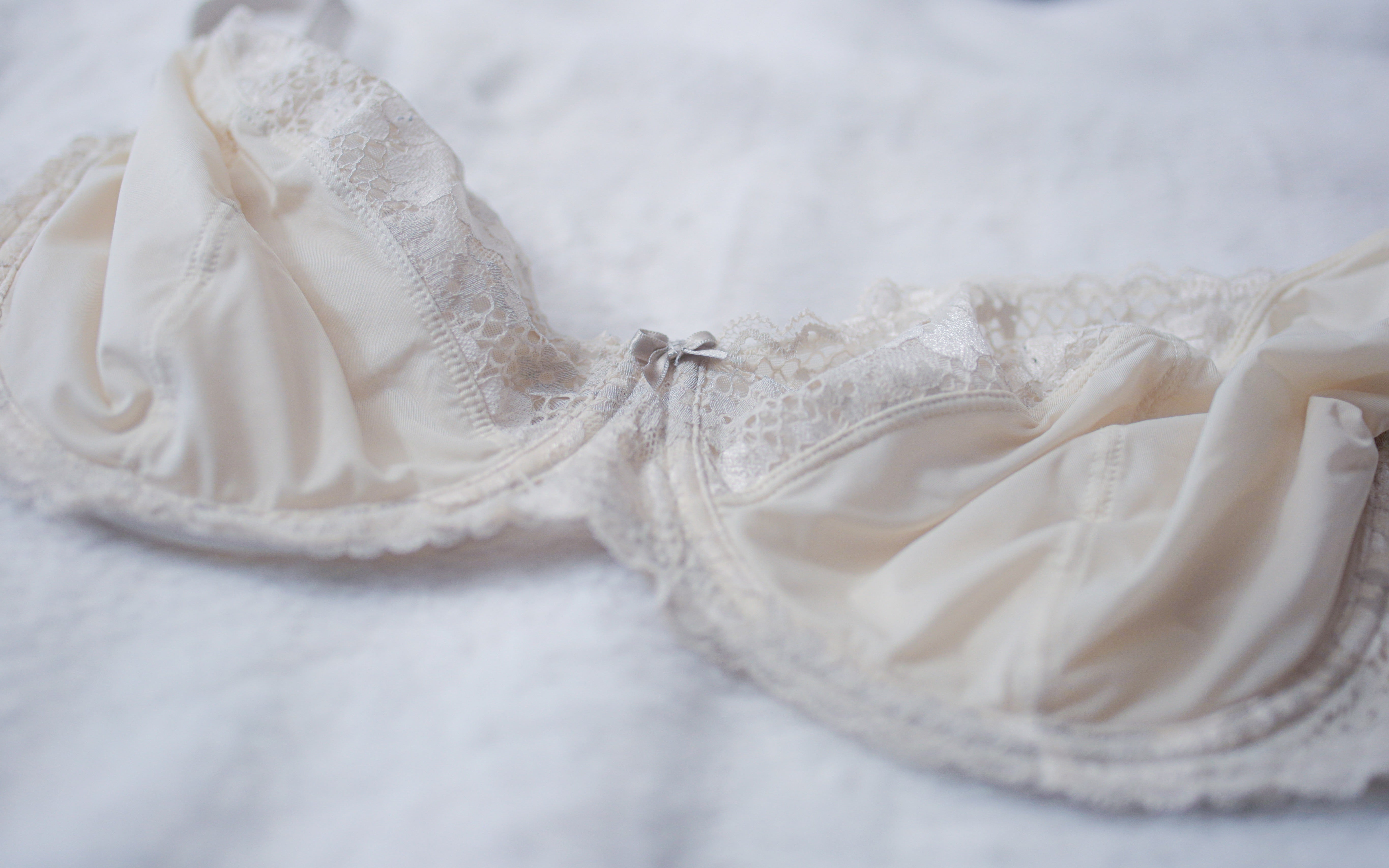 Nearly New – Billy's Bras